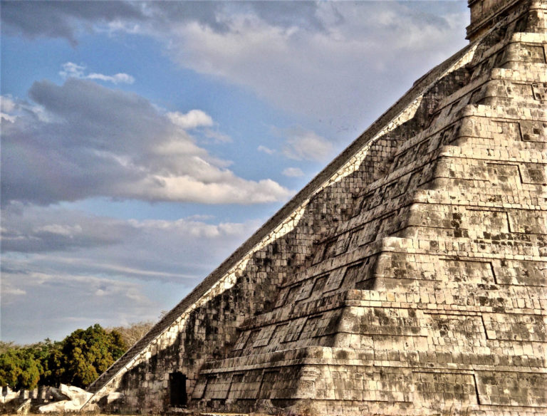 Chichén Itzá’s Shadows – Popular Archeology